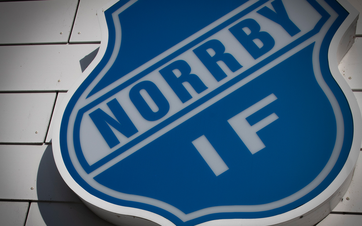 ”Hur blir man kompis med en svensk?” Vildana möter frustrationen på ...