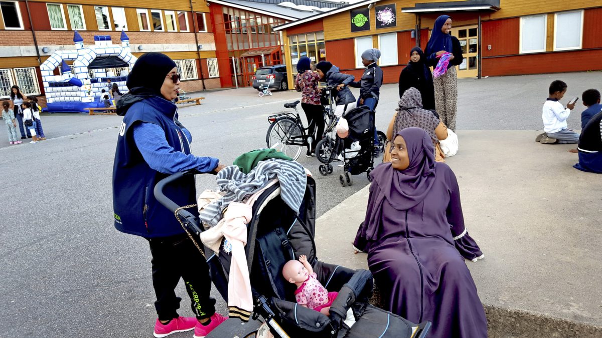 Farhiyo jobbar med hjärtat i Vivalla - skapar trygghet genom att störa ...