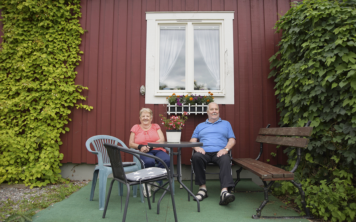 Haran och Ulla har bott granne med ett fängelse i 44 år: ”Vi kommer aldrig att flytta” - Hem & Hyra