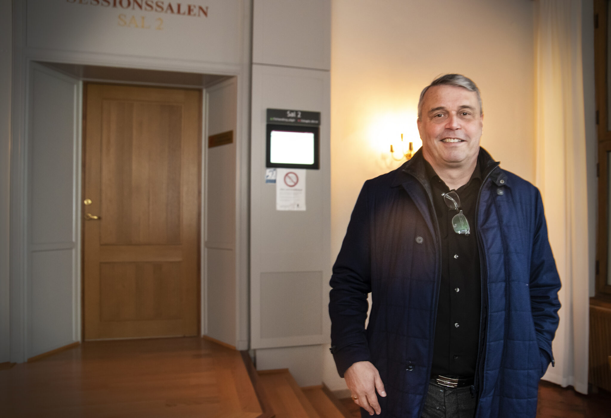 Sänkt fängelsestraff – men ingen frigivning för Östersundshems ex-vd ...