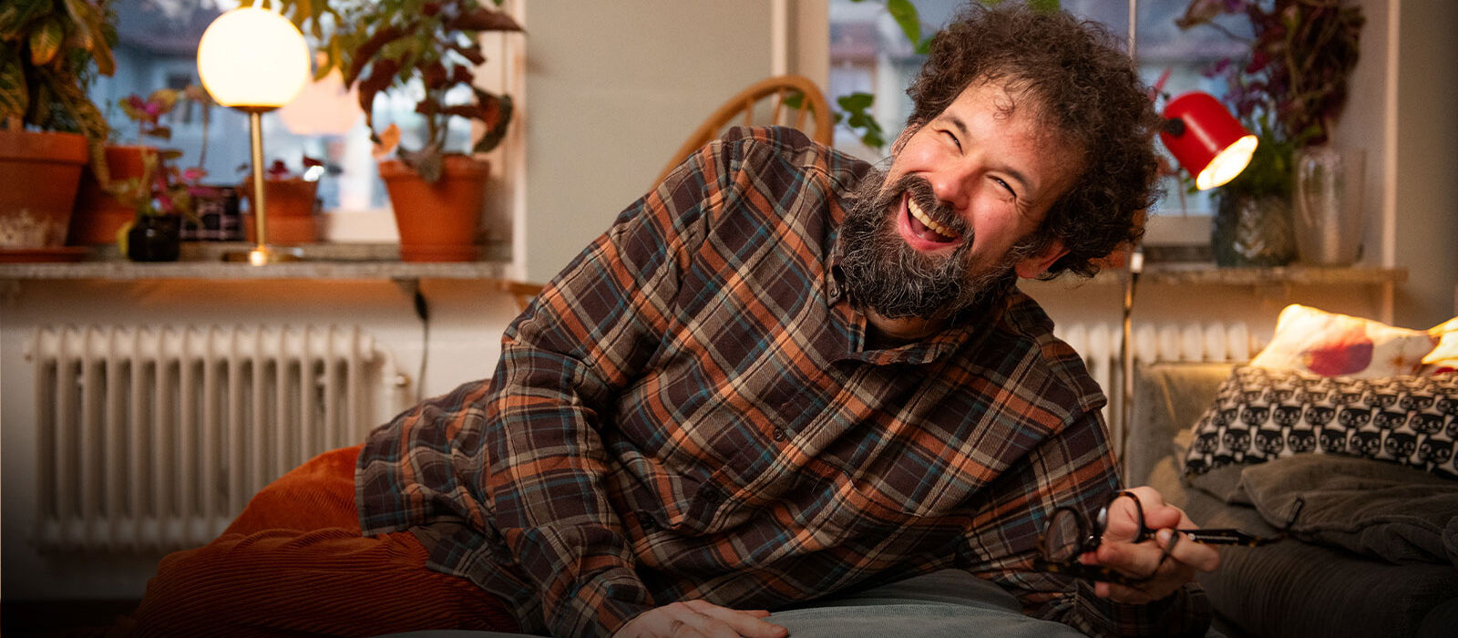 Tv-aktuella Eric Stern – från ledsen clown till Bonusfamiljen och mellosnack - Hem & Hyra